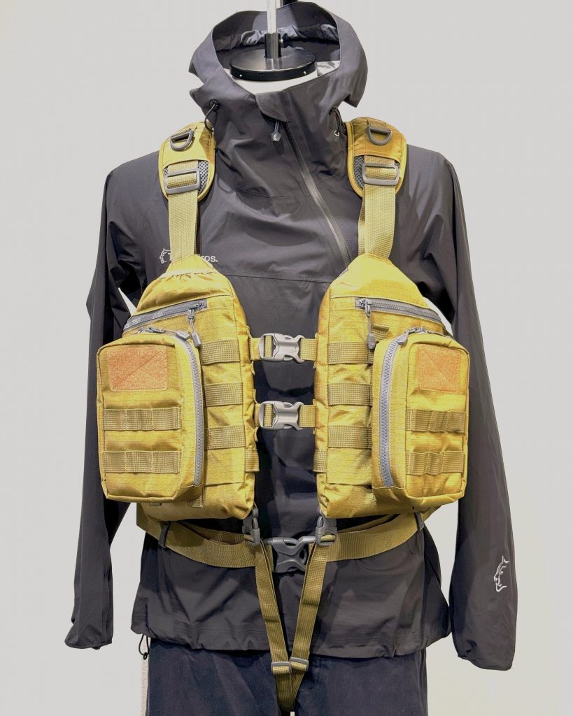 12_V4_Front_M_Pocket | Minowa VestLaboratory